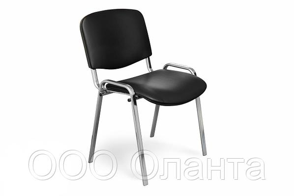 Стул офисный на металлическом каркасе с обивкой из ткани изо хром - 96 фото