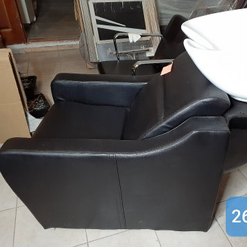 Кресло для мойки головы - 81 фото