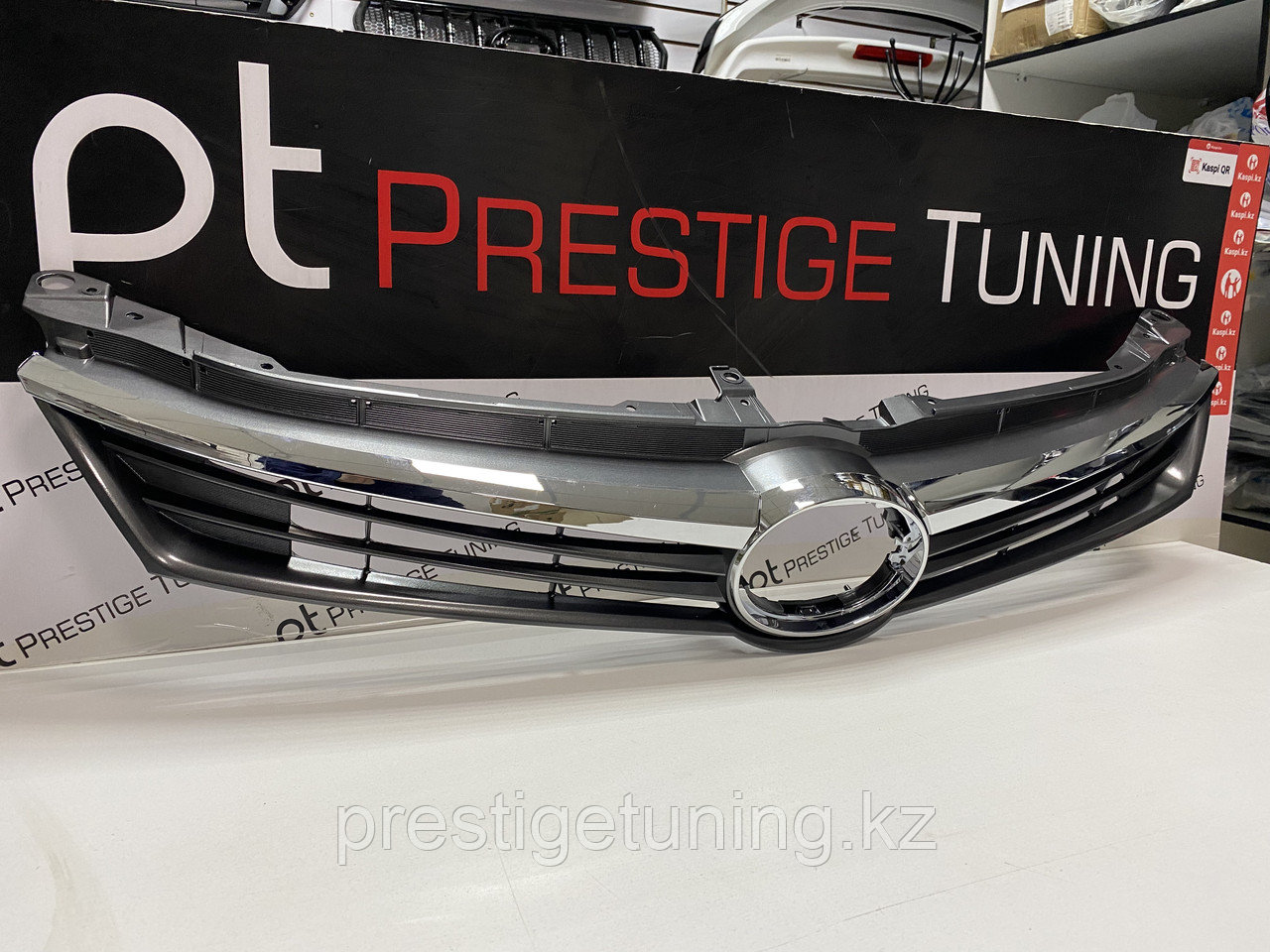 Решетка радиатора на Camry V55 2014-17 Дубликат: продажа, цена в Астане ...