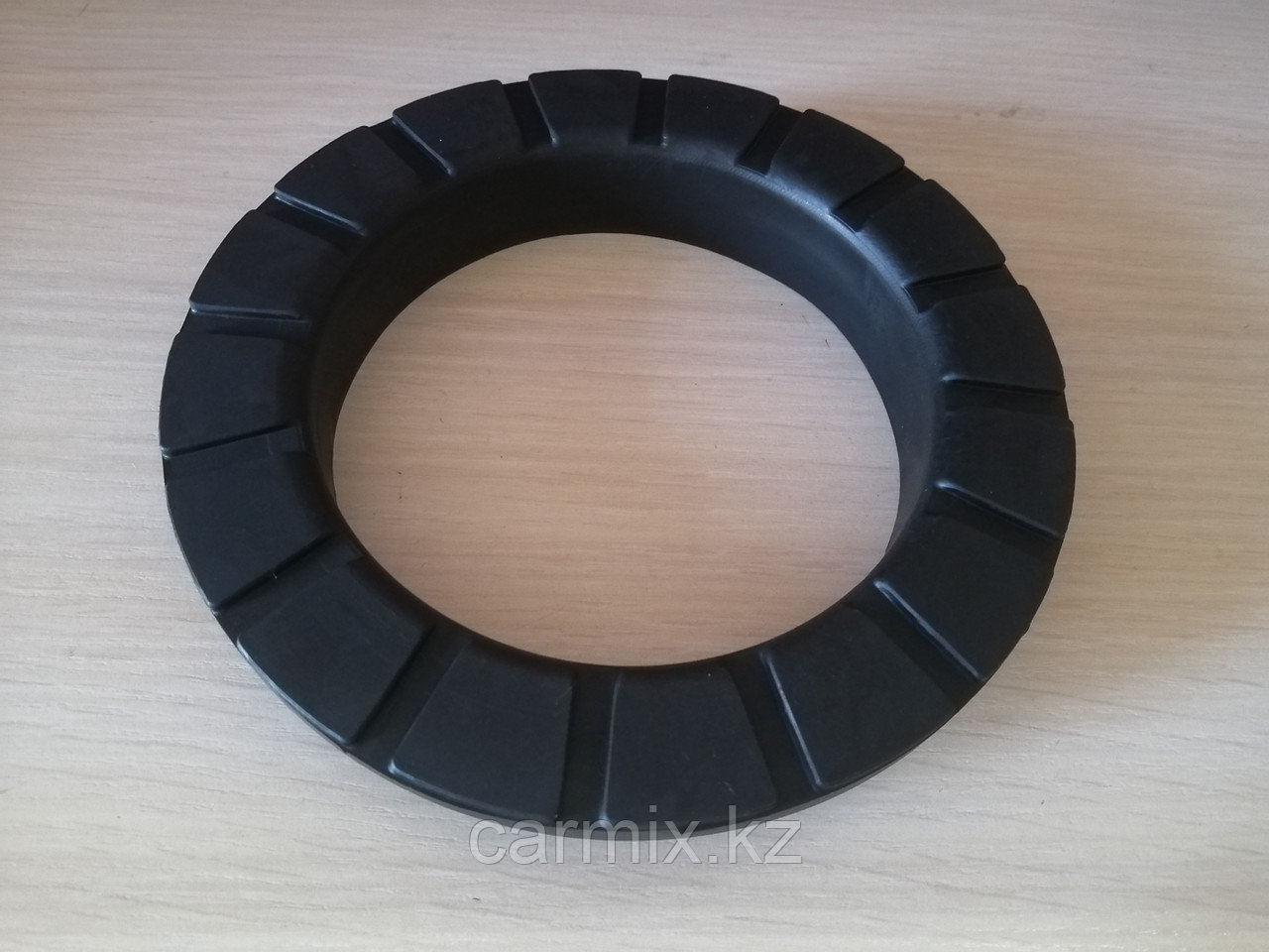 MR418548, Проставка задней пружины верхняя MONTERO, PAJERO V73W, V93W ...