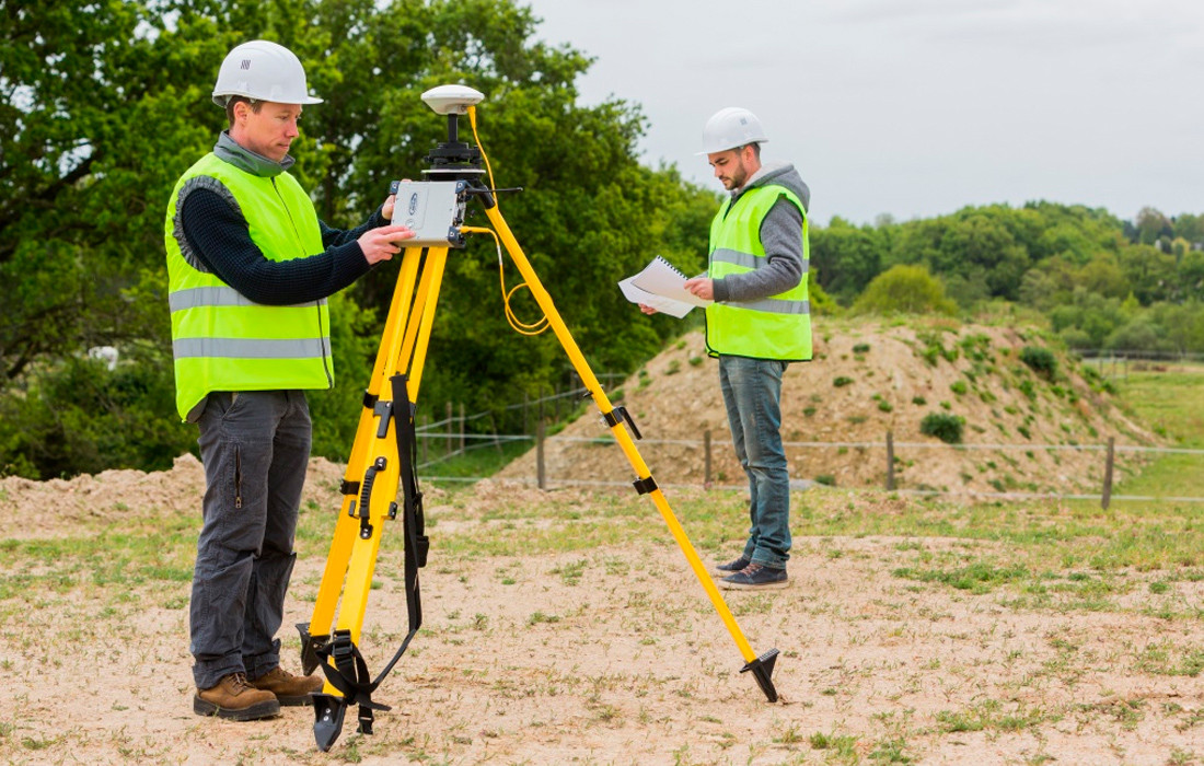 GNSS приемник Spectra Geospatial SP90m (id 106455302)