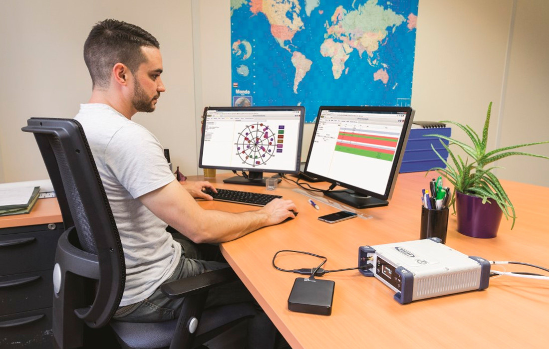 GNSS приемник Spectra Geospatial SP90m (id 106455302)