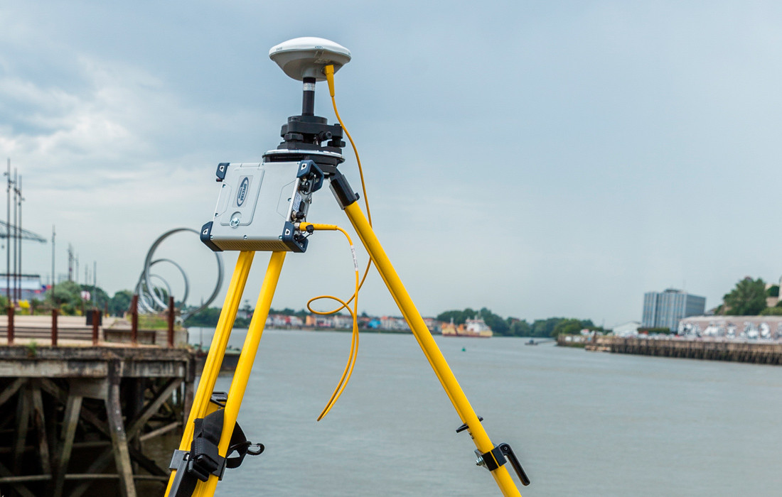 GNSS приемник Spectra Geospatial SP90m (id 106455302)