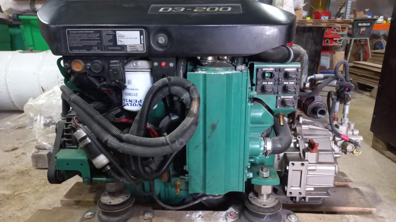 Двигатель Volvo Penta D3-200I-G ENGINE VOLVO PENTA D3-200I-G 147kw ...