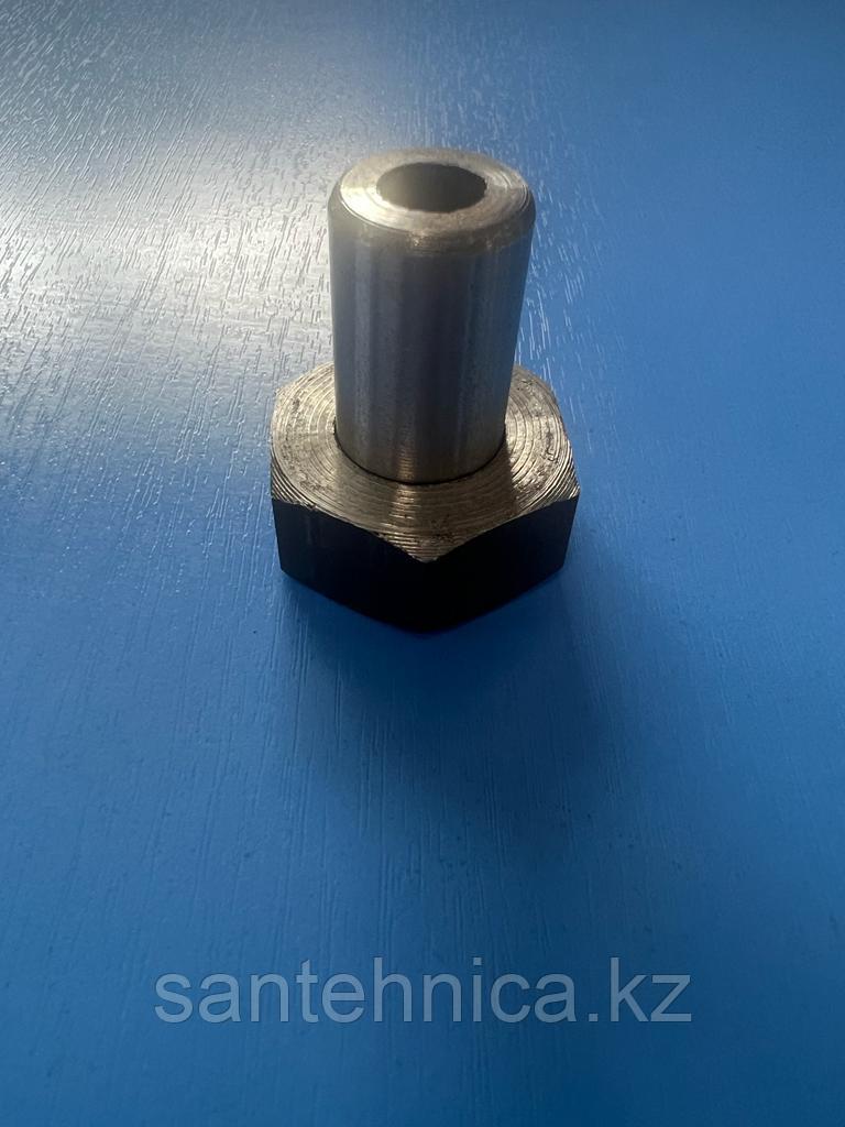 Штуцер с накидной гайкой приварной 1/2"х15 мм: продажа, цена в Костанае ...