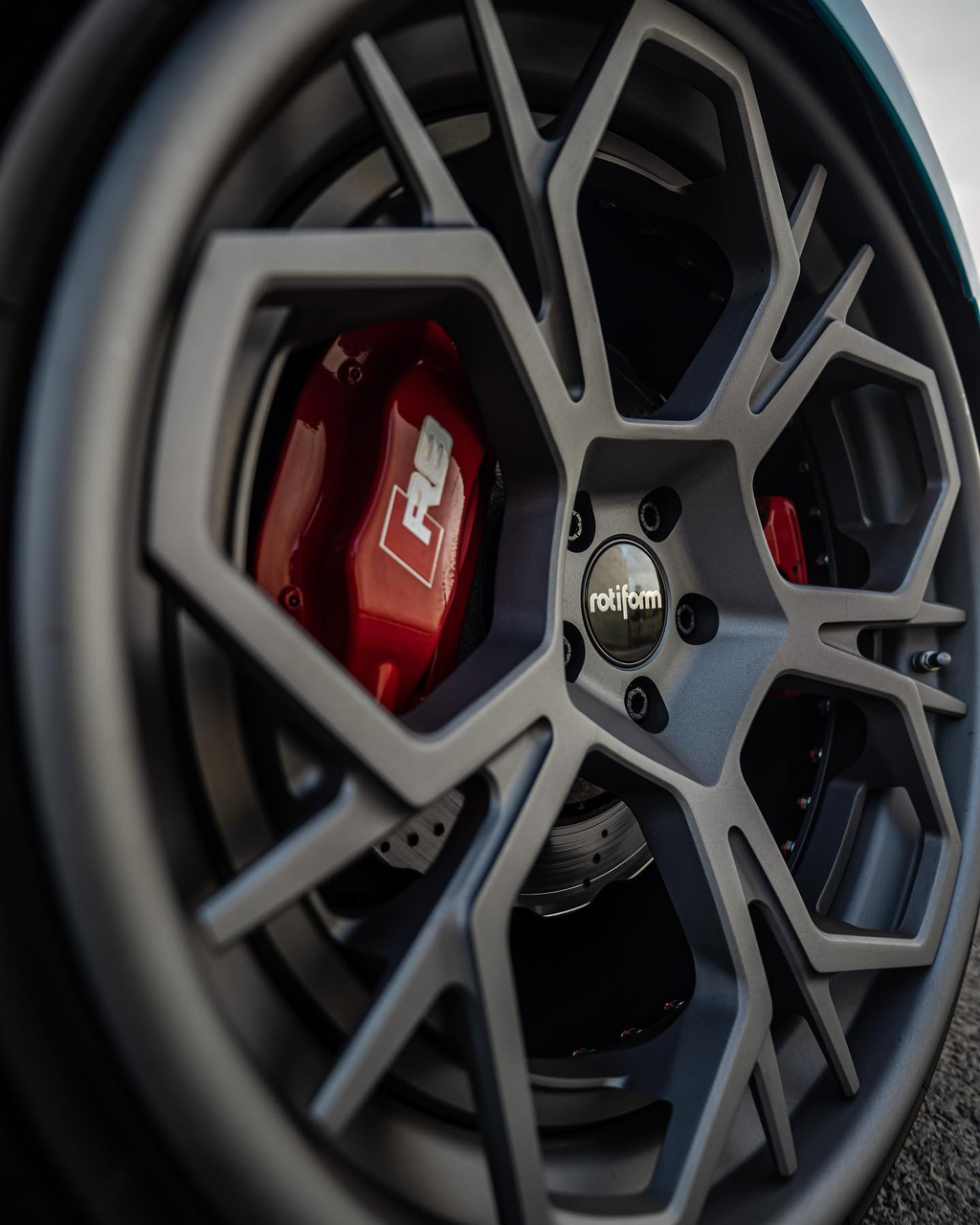 Кованые диски Rotiform SEF: продажа, цена в Алматы. Колесные диски от ...