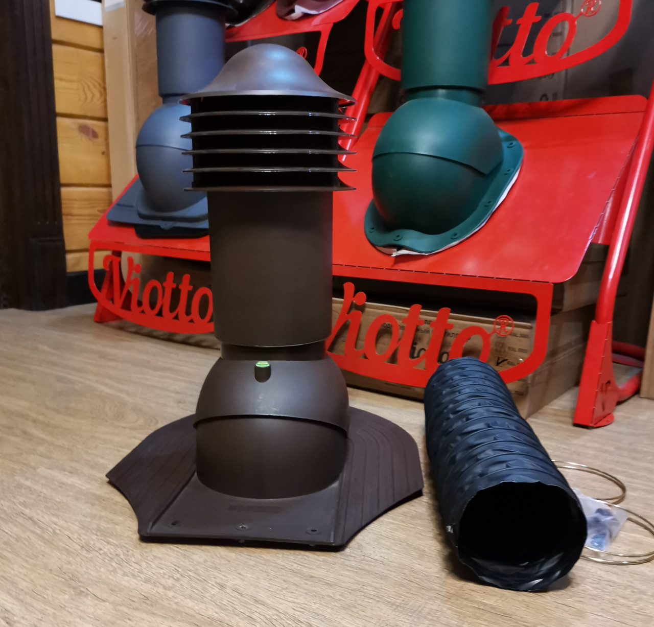 Труба вентиляционная для мягкой кровли при монтаже 110х550 мм, 8017 ...