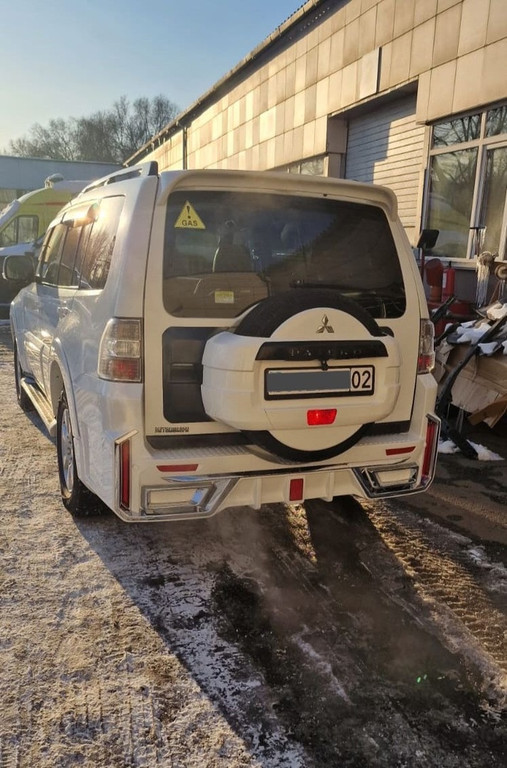 «Аэродинамический обвес на Pajero IV 2006-2022 дизайн BLACK HAWK ...