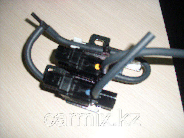 8657A065, Клапан включения переднего моста MITSUBISHI L200 KB4T 4D56 V ...