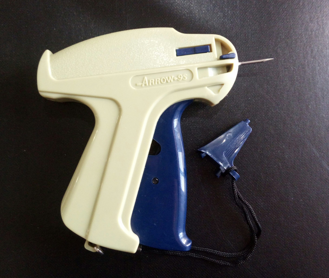 Заказать Игольчатый пистолет в интернет магазине Бастау- 3903234