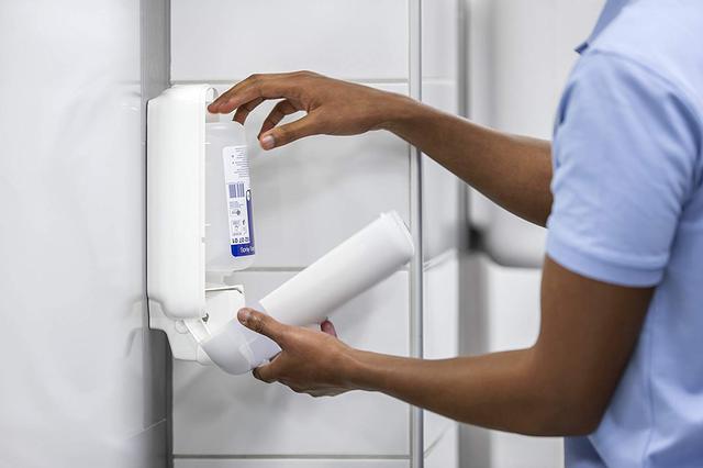 Tork диспенсер для жидкого мыла 560000: продажа, цена в Алматы ...